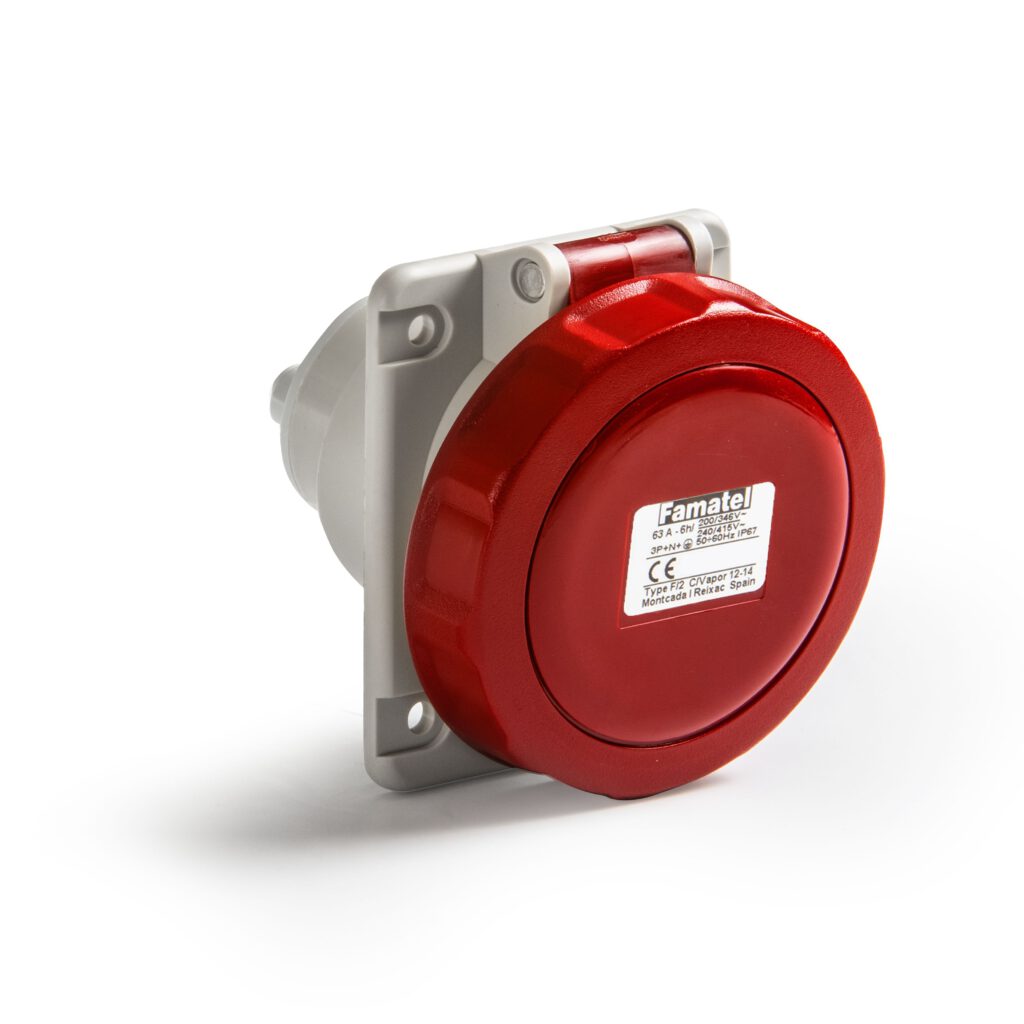 TOMACORRIENTE INDUSTRIAL EMPOTRABLE 3P+T 16A 440V 6H IP67 | Ingelcom